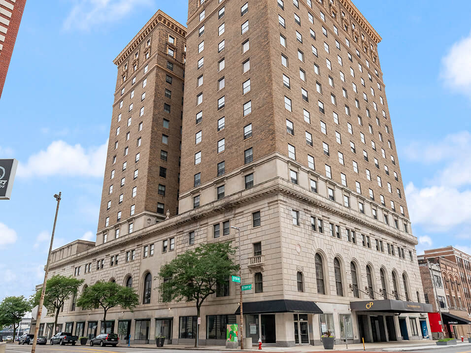 Photo and Video Gallery | Commodore Perry Apartments | Toledo, OH