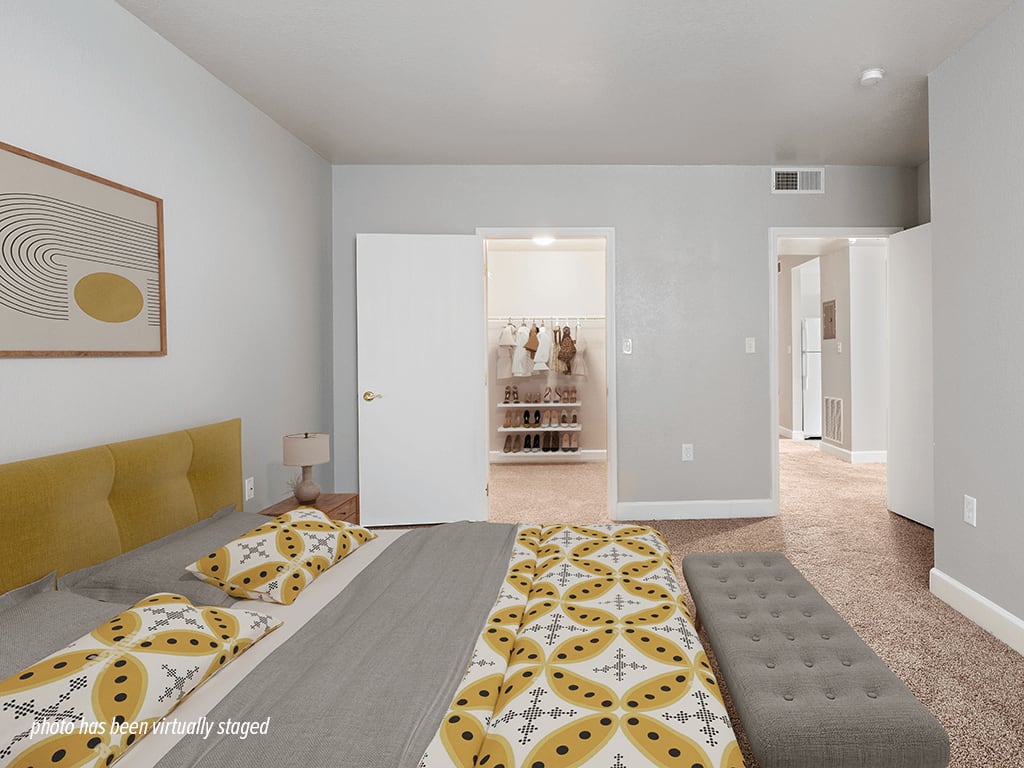 Photo and Video Gallery | Commodore Perry Apartments | Toledo, OH