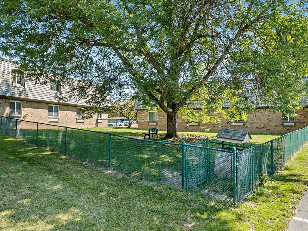 Photo Gallery | Hamilton Trace | Apartments in Okemos, MI