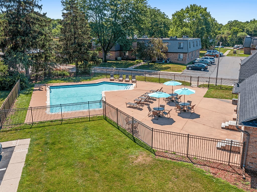 Photo Gallery | Hamilton Trace | Apartments in Okemos, MI