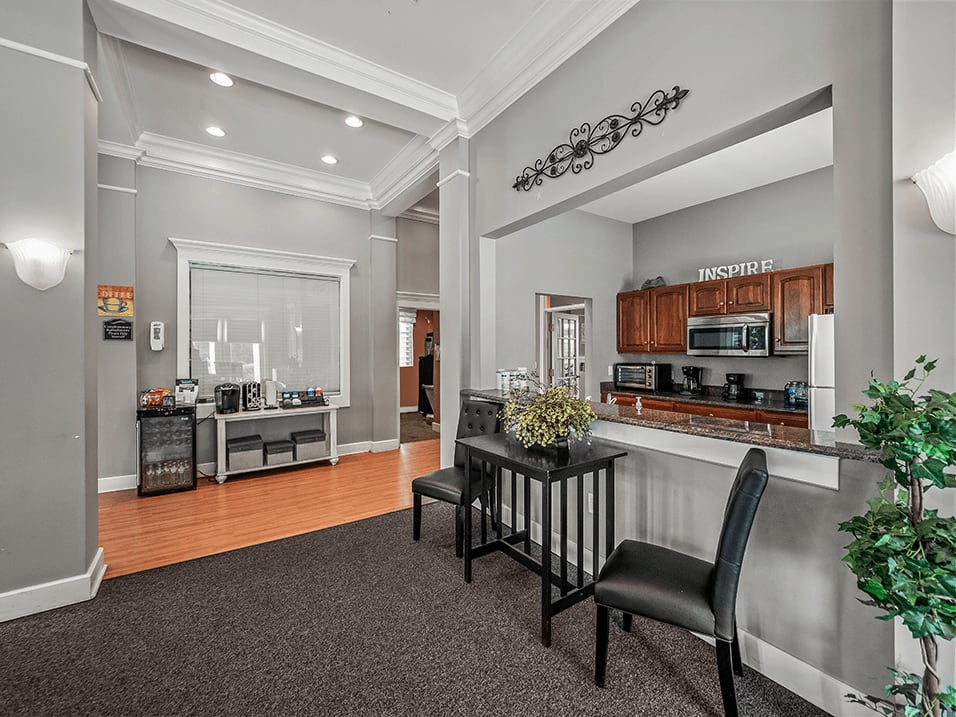 Photo Gallery | Creekside At Taylor Square | Reynoldsburg, OH