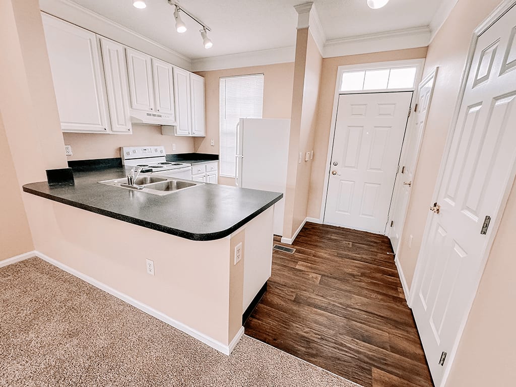 Photo Gallery | Creekside At Taylor Square | Reynoldsburg, OH