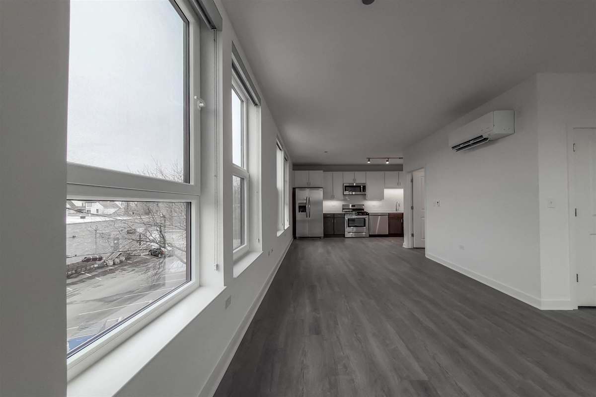Photos and Video of The Raven Residences in Chicago, IL