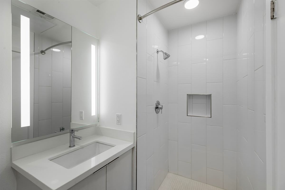 Photos of Fusion Hollywood | Los Angeles Apartments Hollywood Blvd