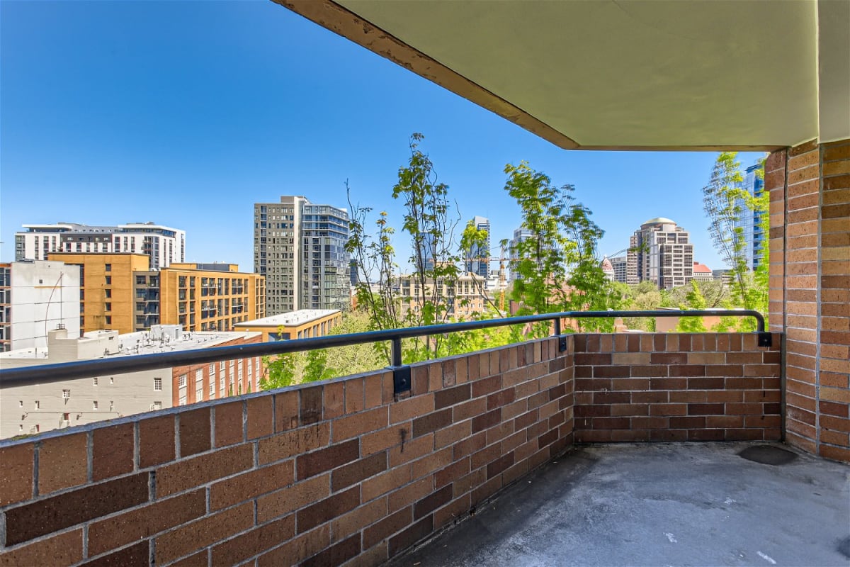 Photos and Video of Elm Row in Portland, OR