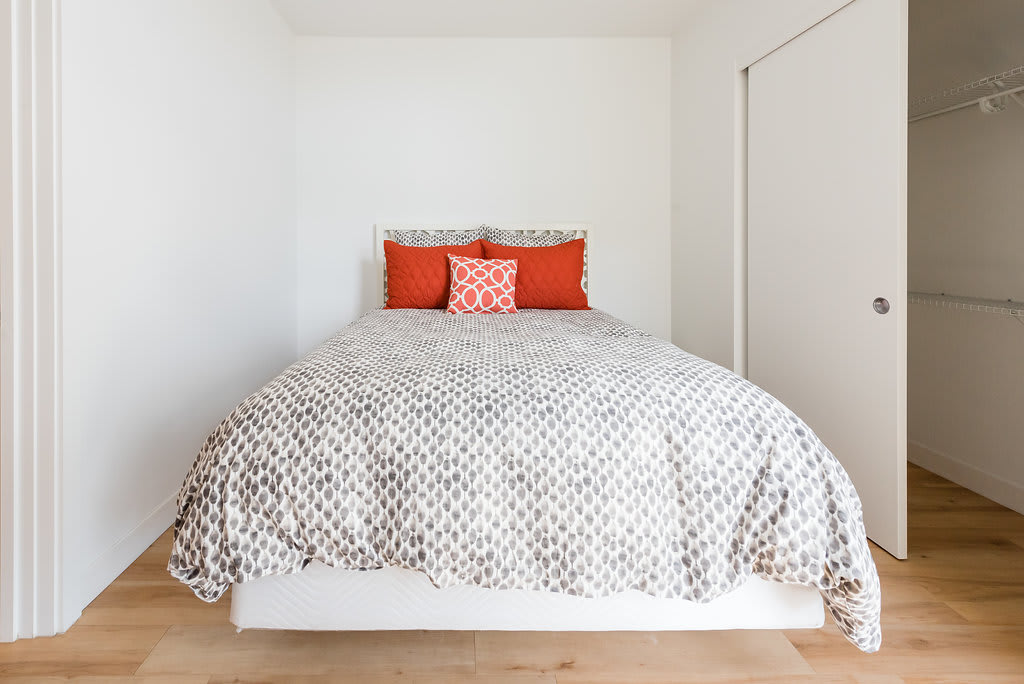 Photos and Video of Barclay Broadway in Seattle, WA