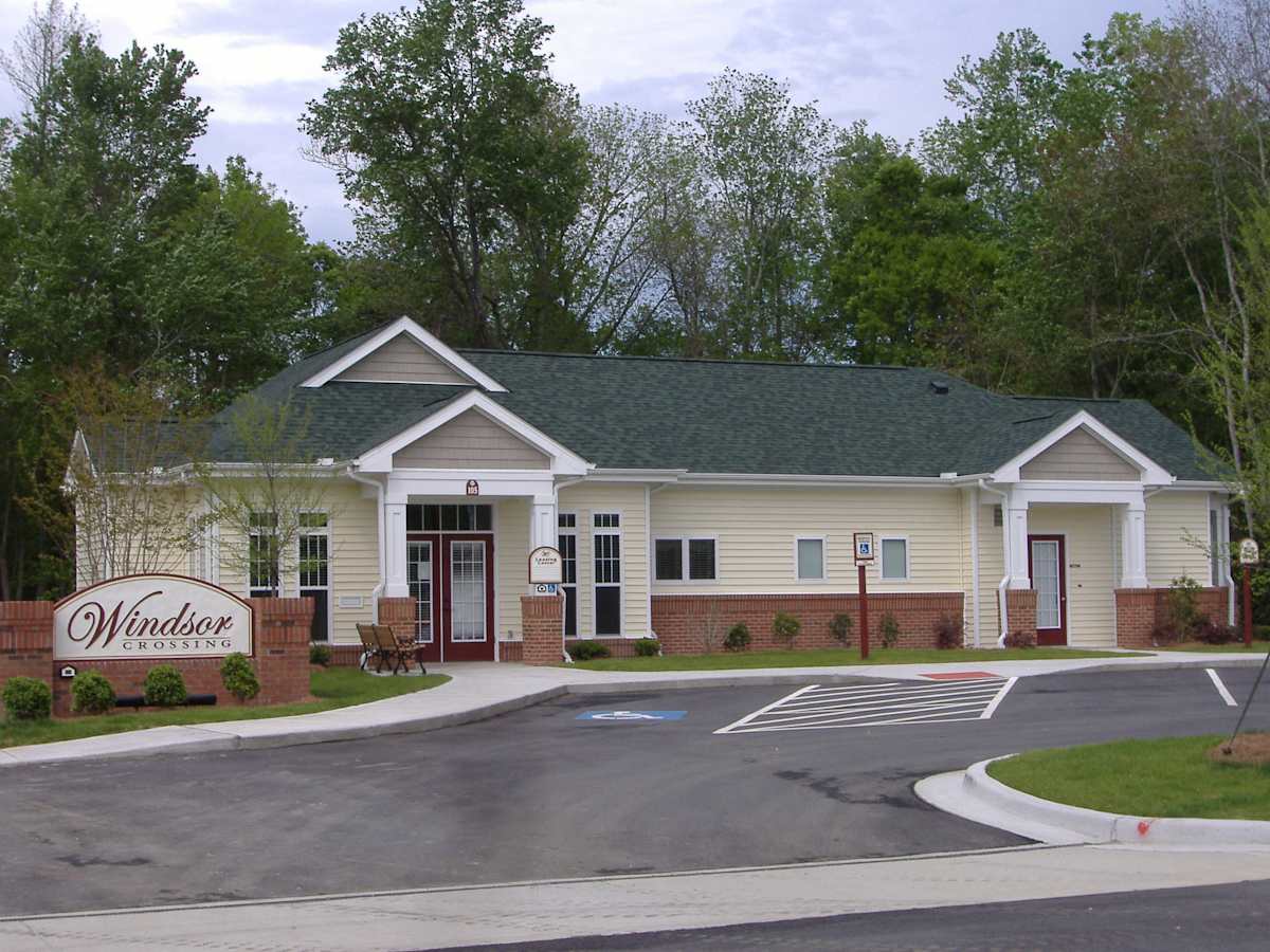 Photos and Video of Windsor Crossing Apartments in Lumberton, NC