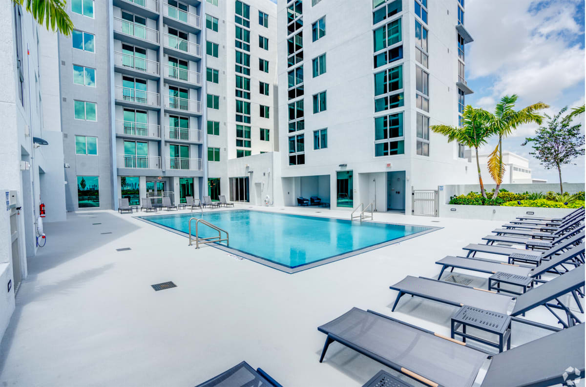 Apartments for Rent in Miami | Douglas Enclave