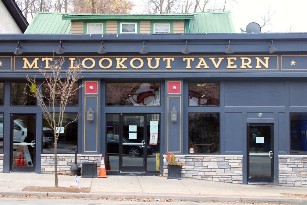 Photos and Video of 31Sixty Linwood in Cincinnati, OH