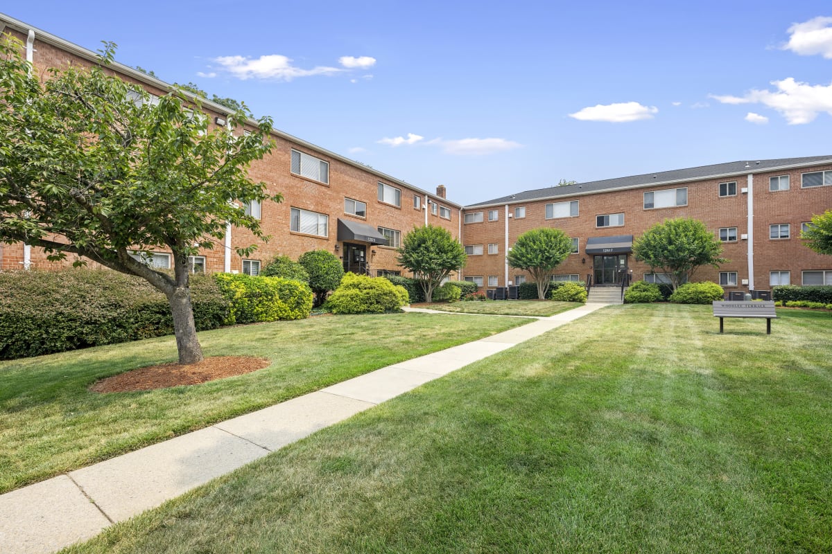 Apartments for Rent in Woodbridge, VA | Woodlee Terrace