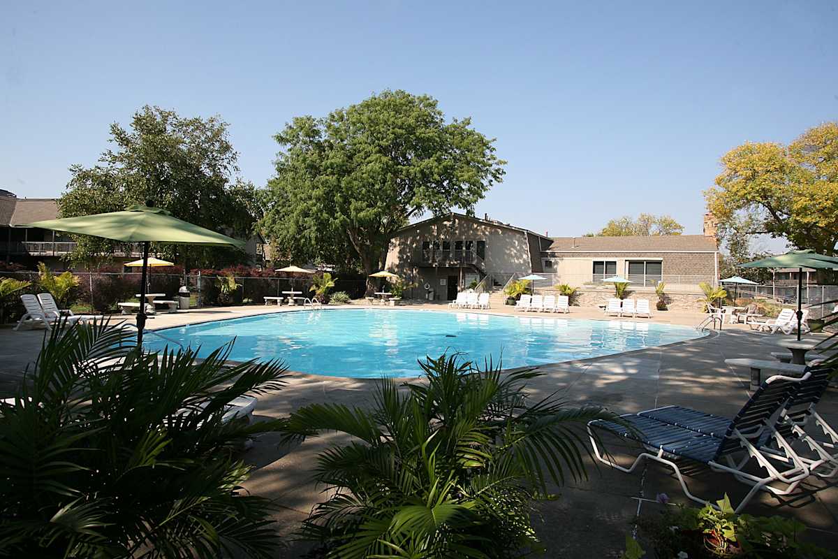 Photos and Video of Eden West Apartments in Omaha, NE