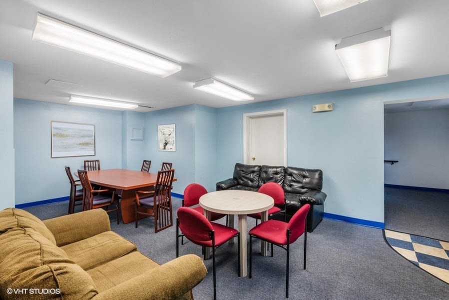 Croydon Manor Apartment Photos | Croydon Manor Apartments in Silver ...