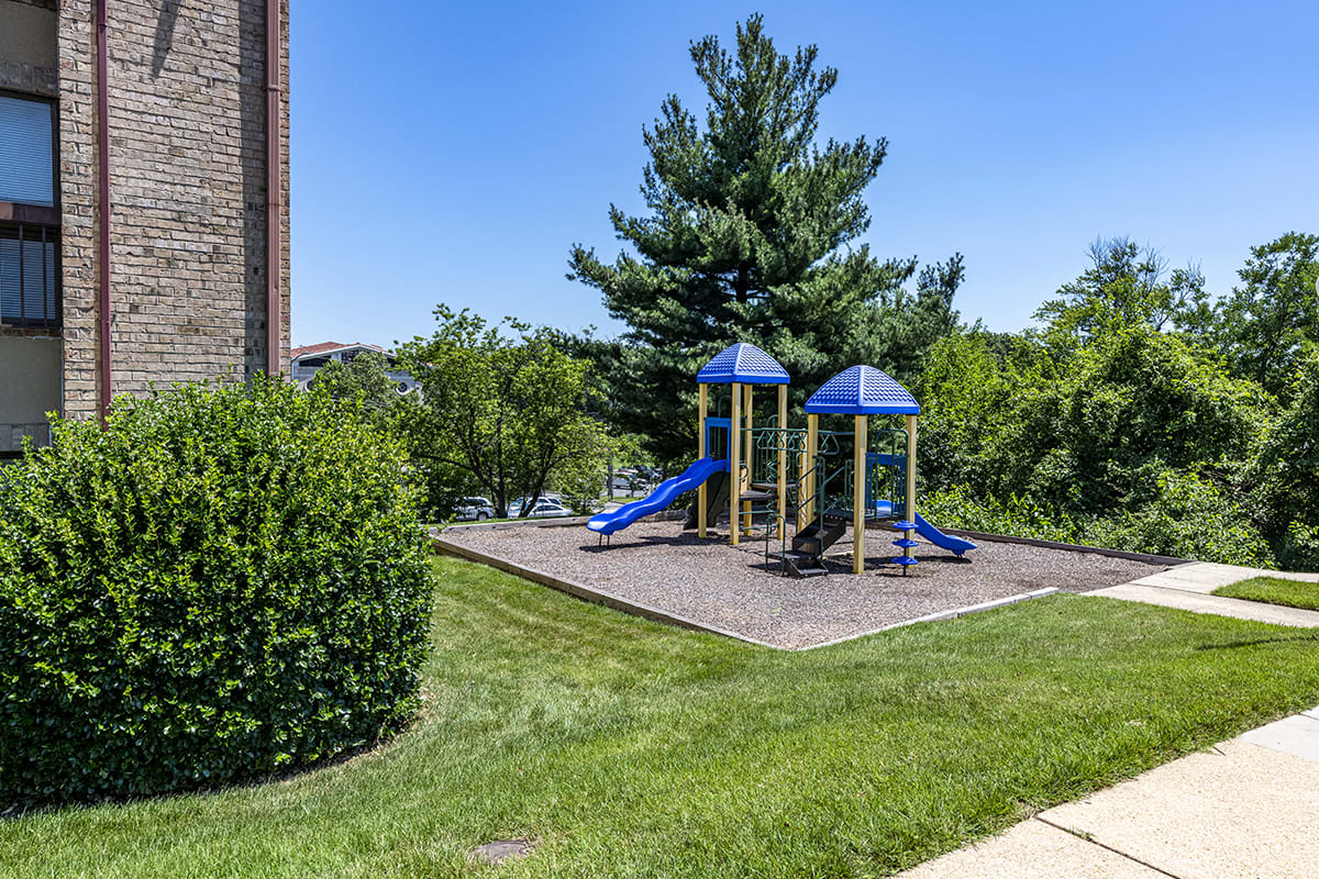 Photos and Video of Franklin Commons in Washington, DC