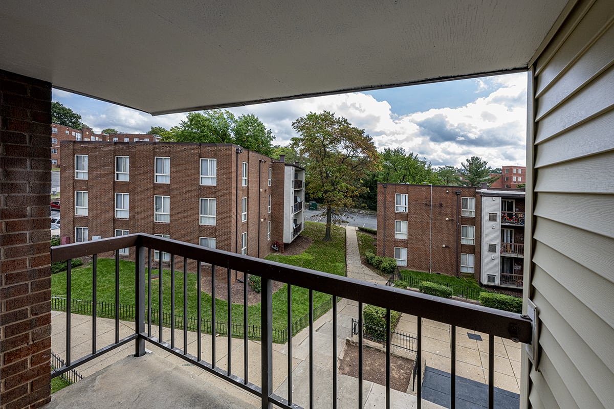 Photos of Stoneridge Apartments in SE Washington, DC
