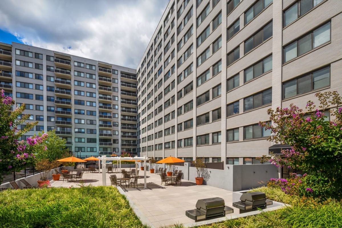 Apartments for Rent Downtown Silver Springs | Colesville Towers