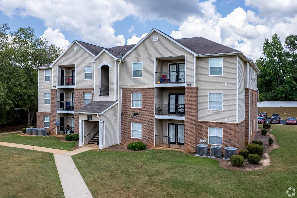 Photos and Video of Perry Heights in Perry, GA