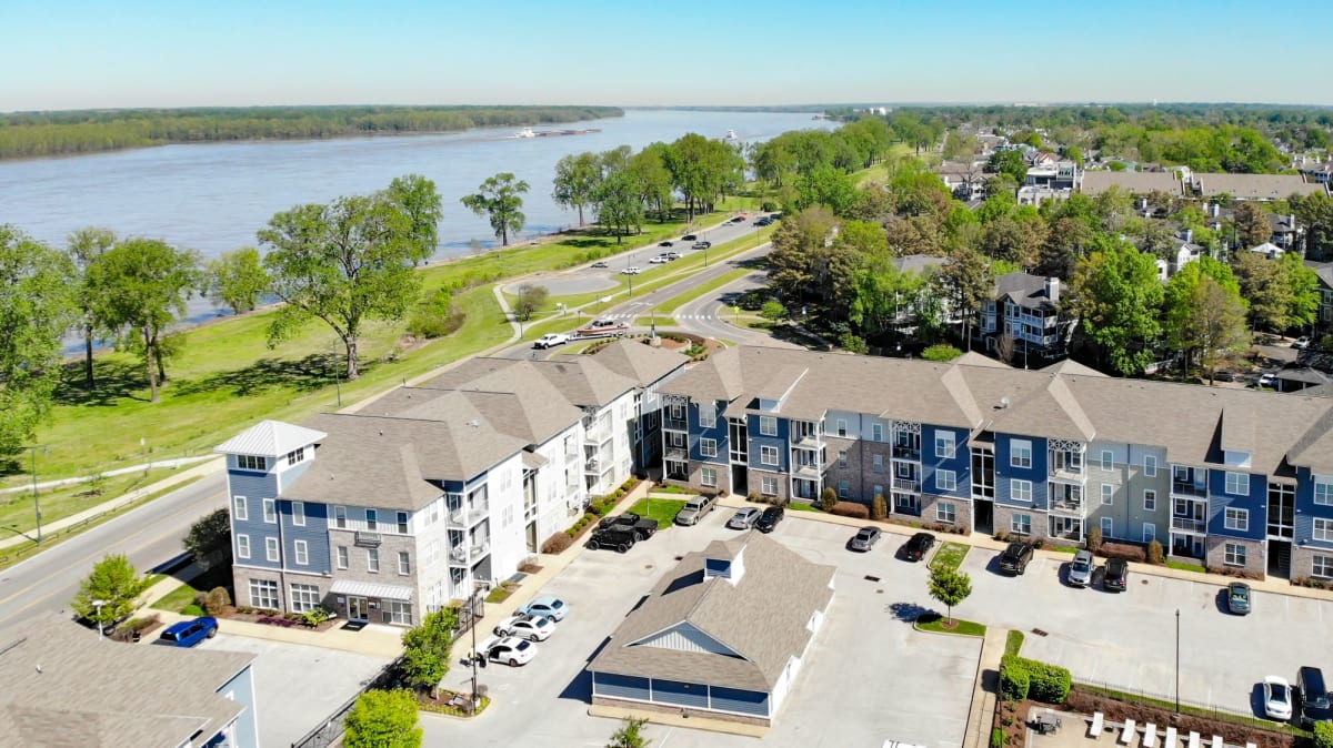 Apartments for Rent in Downtown Memphis | Harbor Island