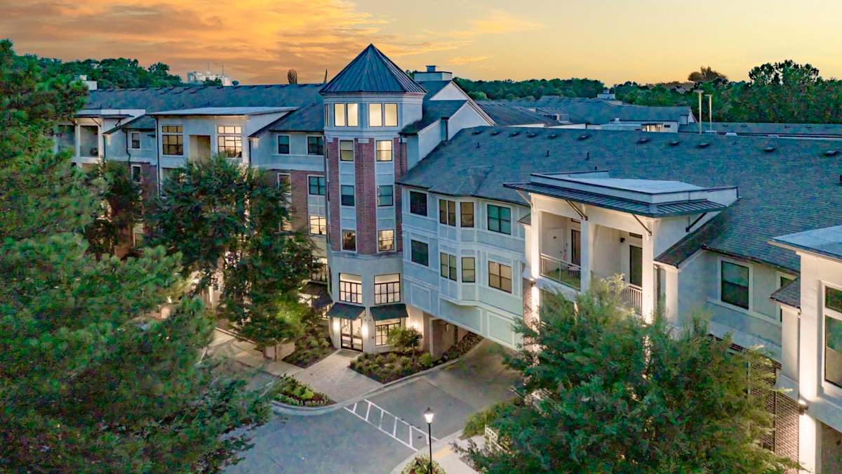 Apartments For Rent in Brookhaven, Atlanta | The Hendrix | Photos