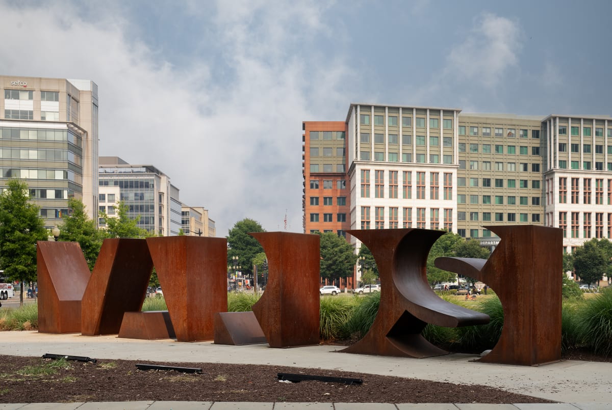 Photos and Video of 909 in Washington, DC