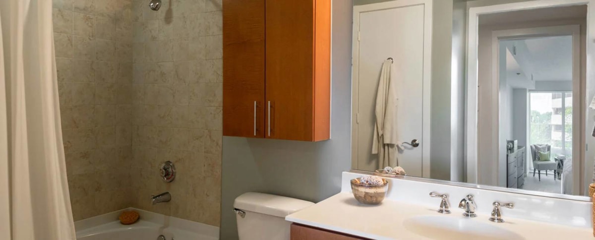 Photos and Video of Concord Crystal City in Arlington, VA