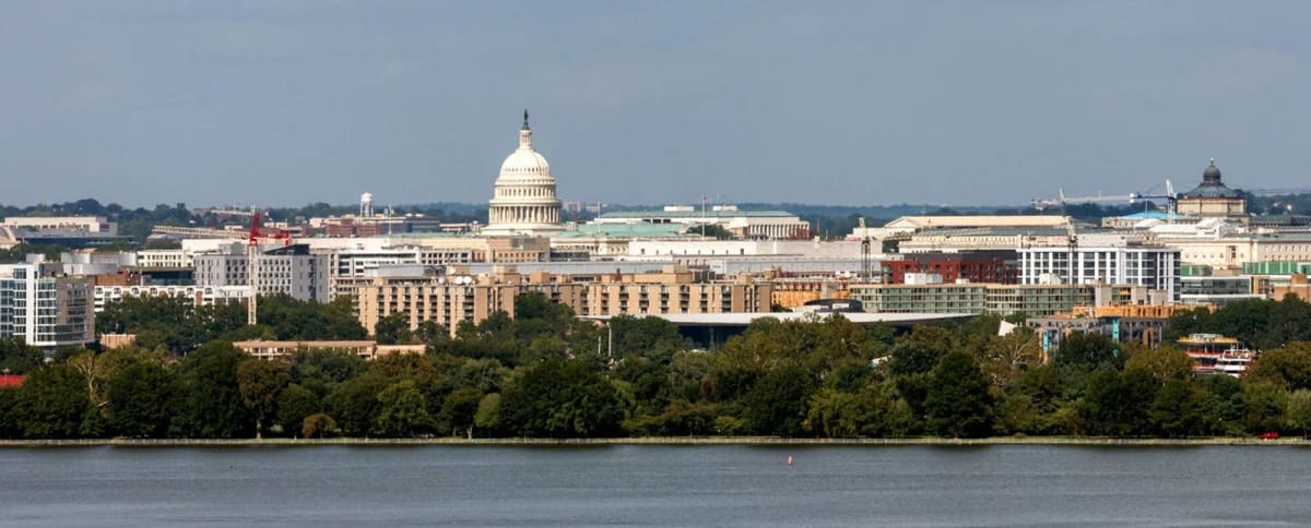 Photos and Video of Concord Crystal City in Arlington, VA