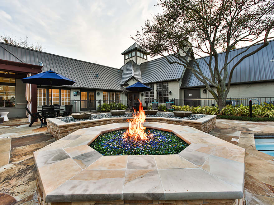 Apartments on Briar Forest and Eldridge | The Villages of Briar Forest