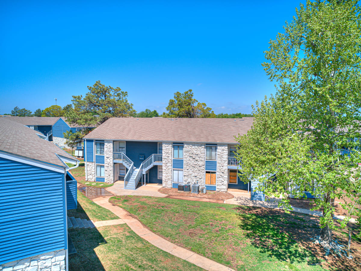 Apartments for Rent in Oklahoma City | Diamond Lake