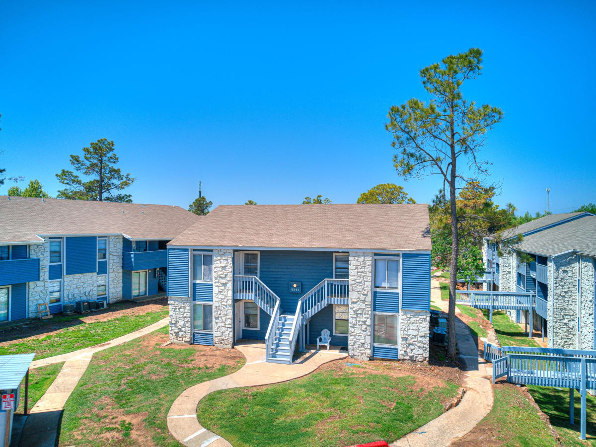 Apartments for Rent in Oklahoma City | Diamond Lake