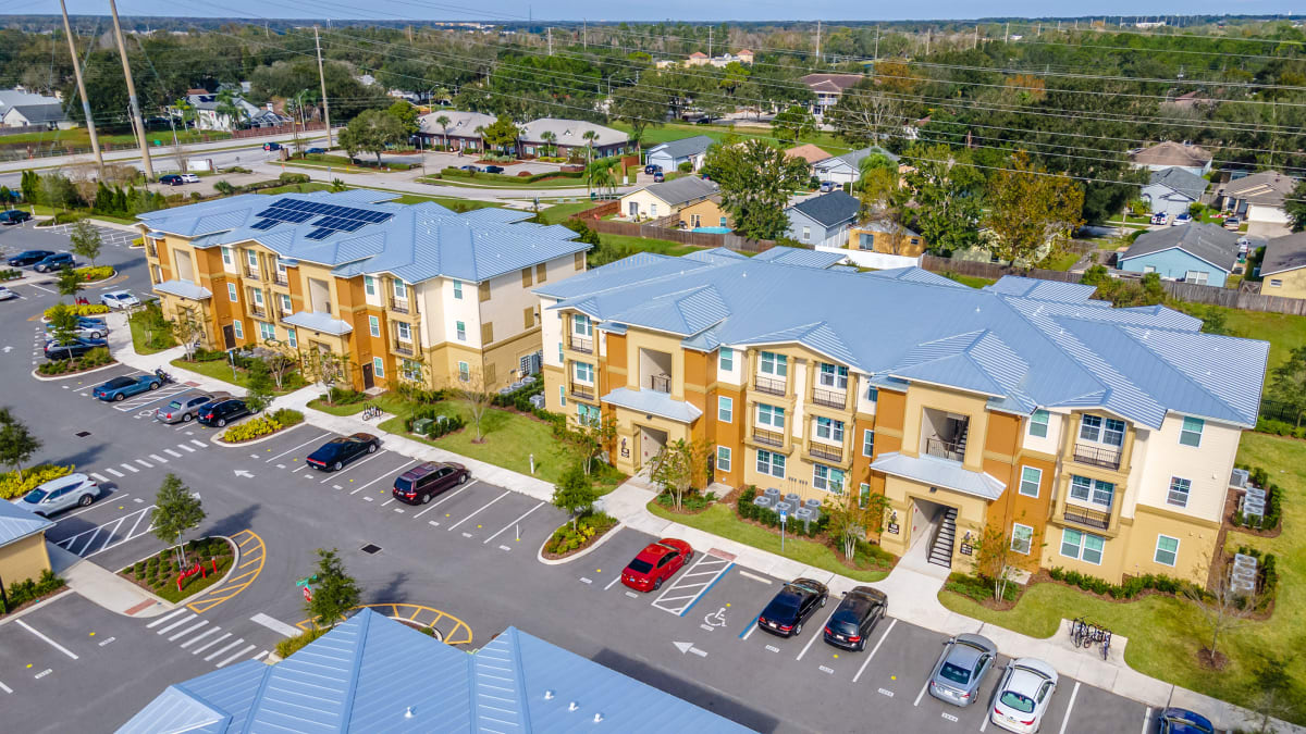 Photos and Video | Enclave at Alafaya