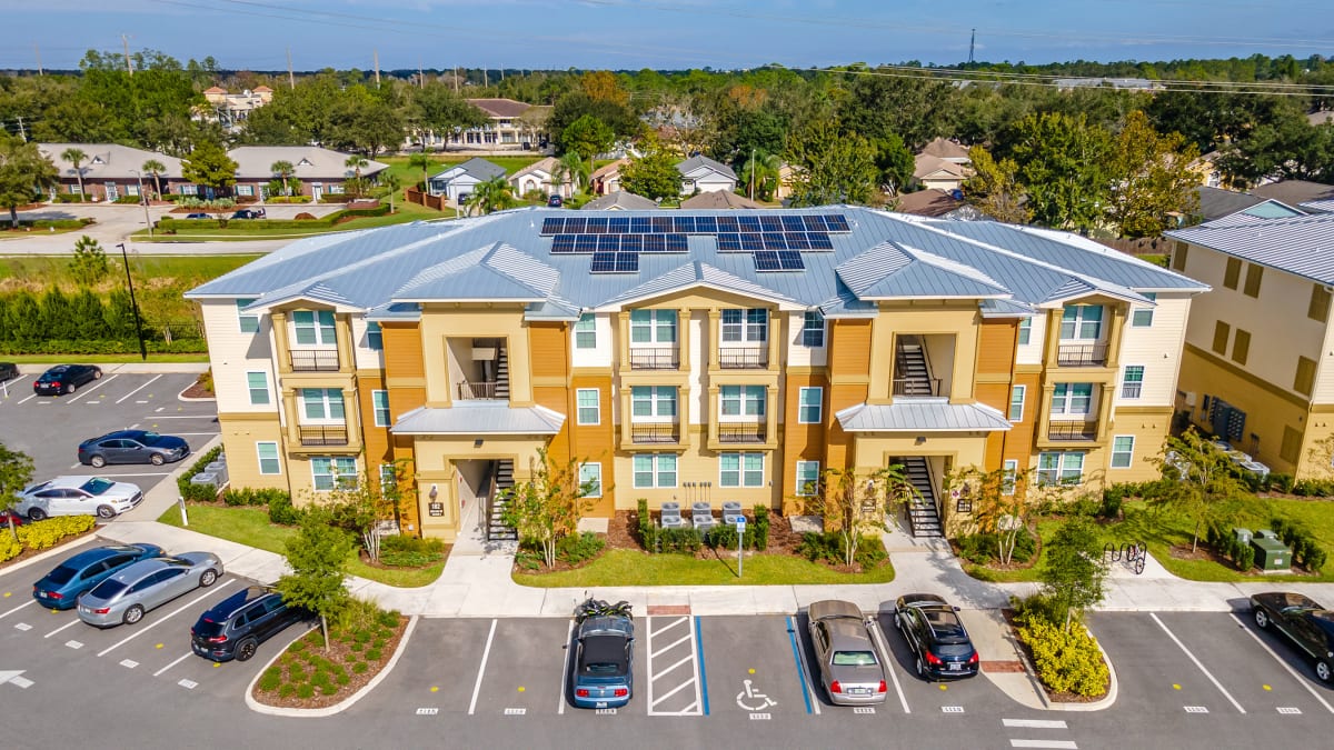 Photos and Video | Enclave at Alafaya