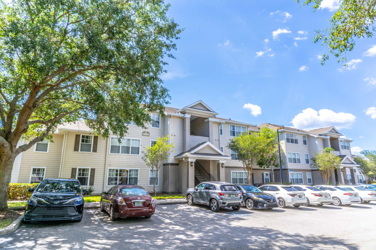 Photos and Video | Hunters Run Apartments | Concord Rents | Concord ...