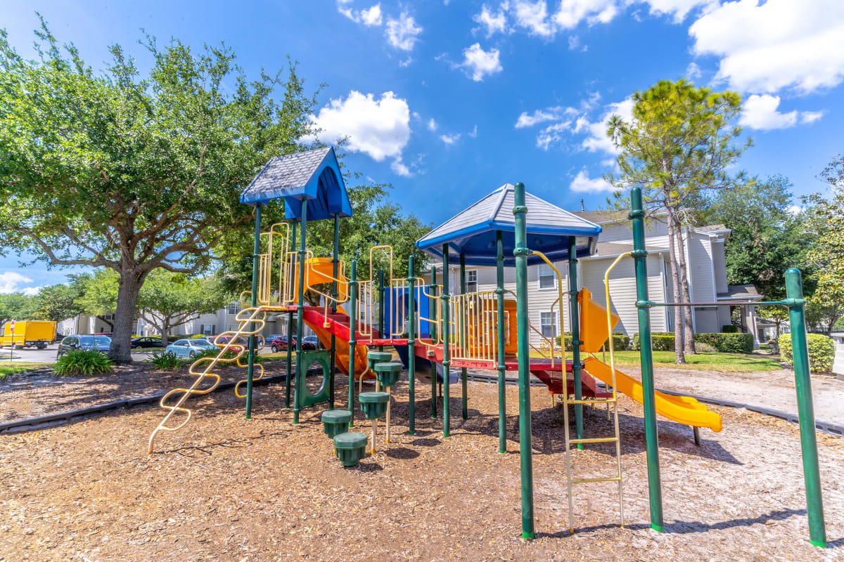 Property details for Hunters Run Apartments from Concord Management