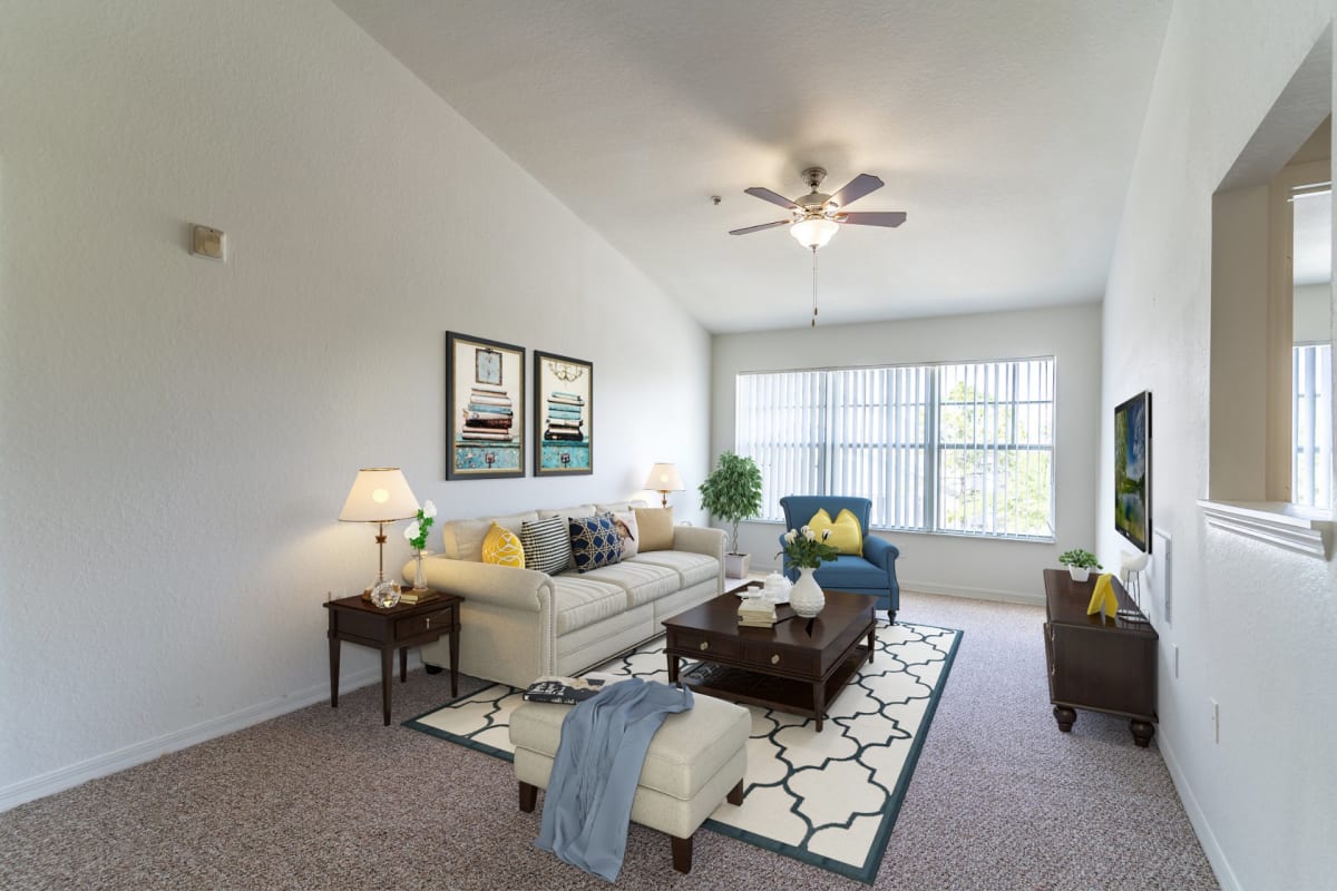 Photos and Video | Hunters Run Apartments | Concord Rents | Concord ...