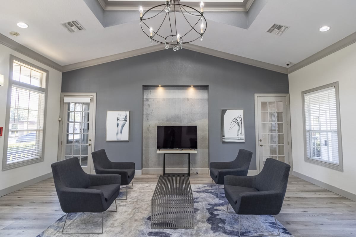 Photos and Video | Wickham Club Apartments | Concord Rents