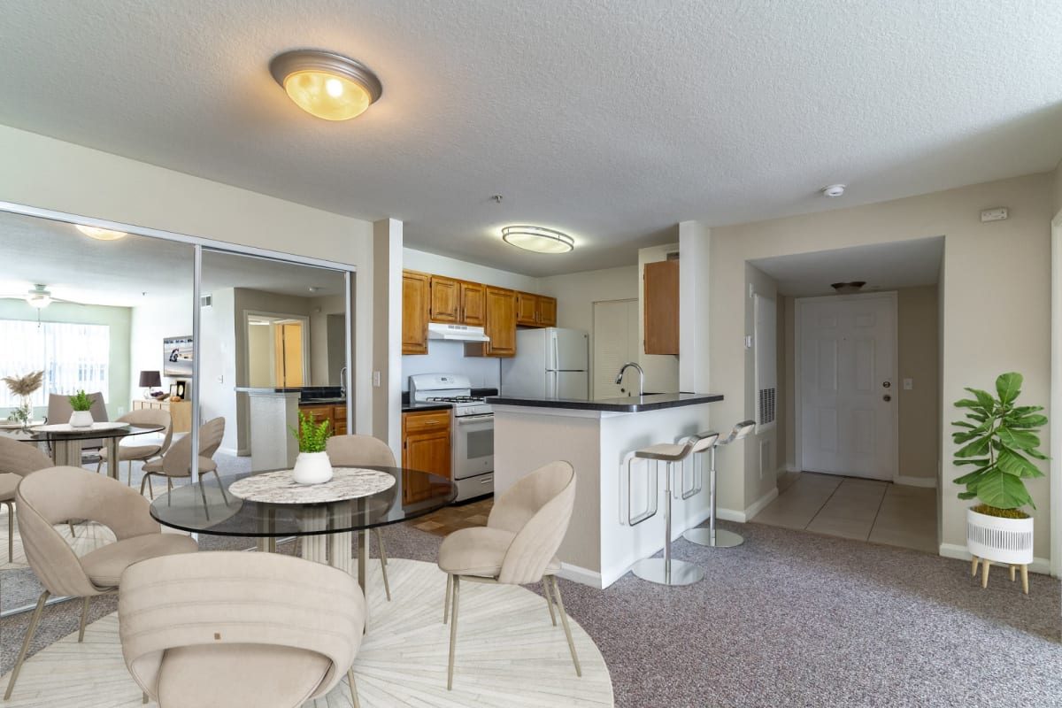 Photos and Video | Retreat at Valencia Apartments | Concord Rents