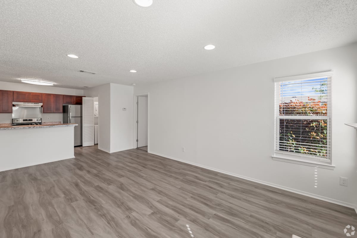 Photos and Video of Heather Ridge Apartments in Irving, TX