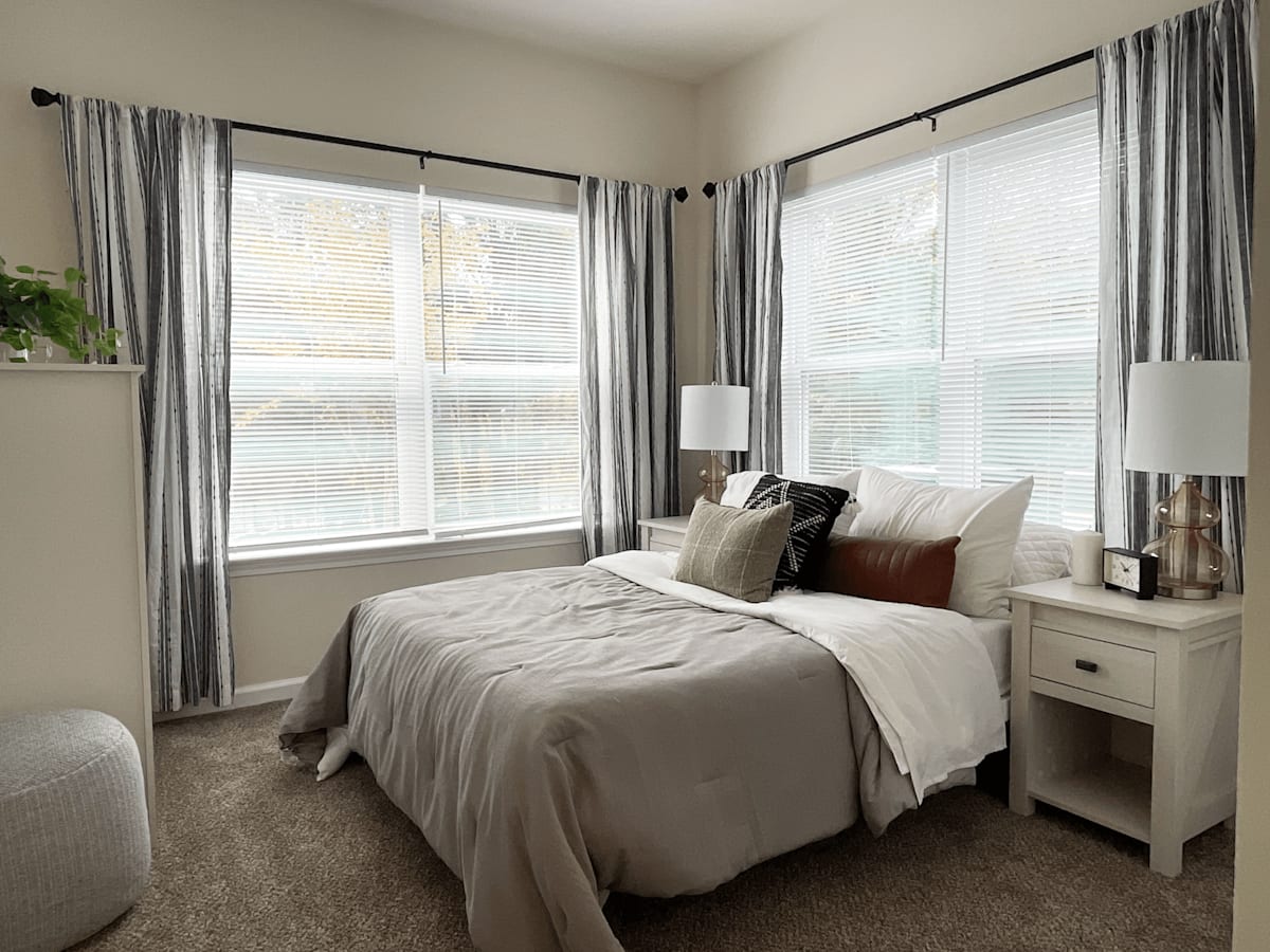 Apartments for Rent in Concord, NC | Emery Village