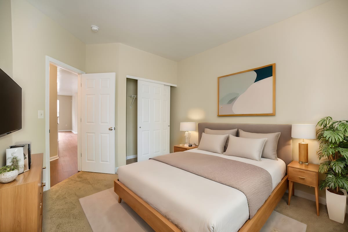 Photos and Video of Parsons Place Apartments in East St. Louis, IL