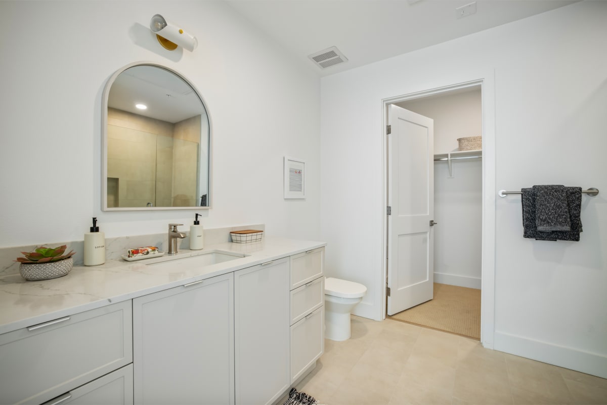 Photos and Video of M1 by CLG in Los Angeles, CA