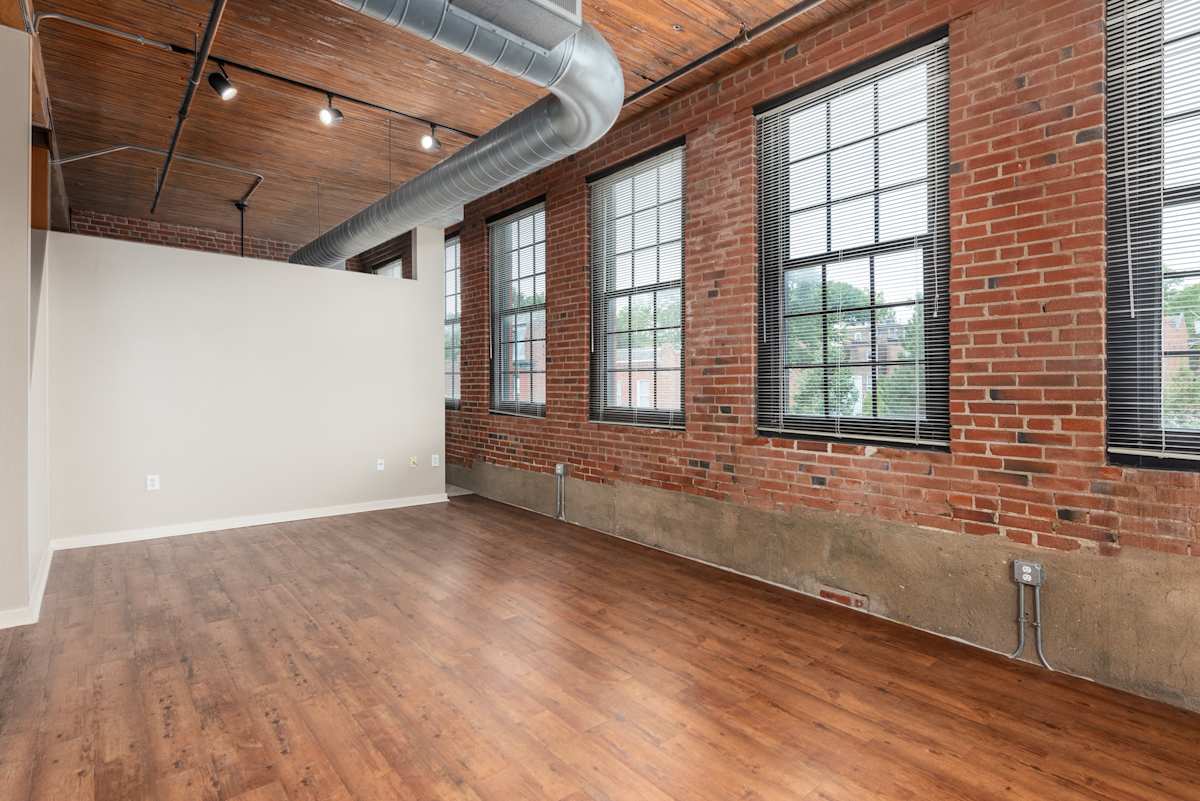 Lofts for Rent in St. Louis | Lofts at Lafayette Square