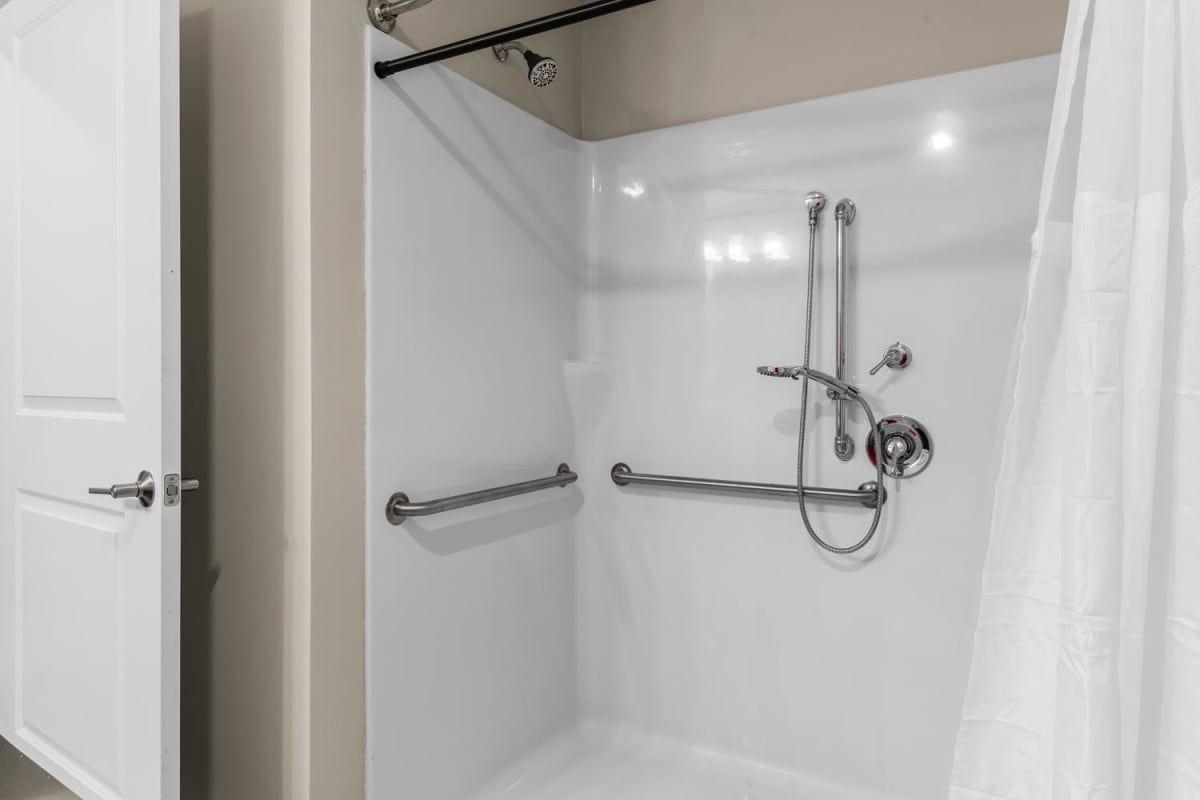 Photos and Video of Center Crossing in Hickory, NC