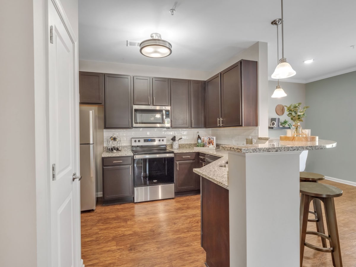 Photo Gallery | Enclave at Bailes Ridge Apartments