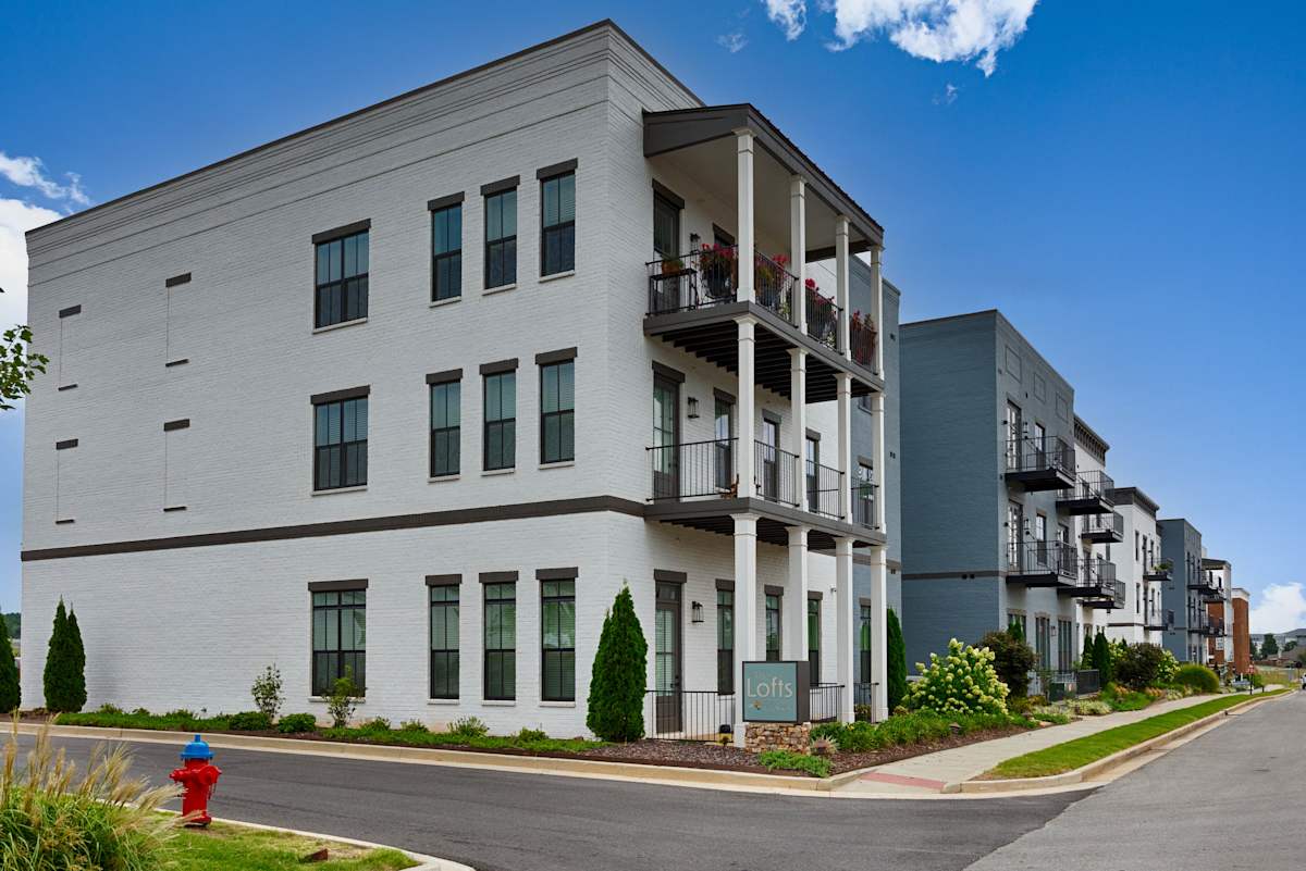 Madison Apartments | The Lofts at Town Madison