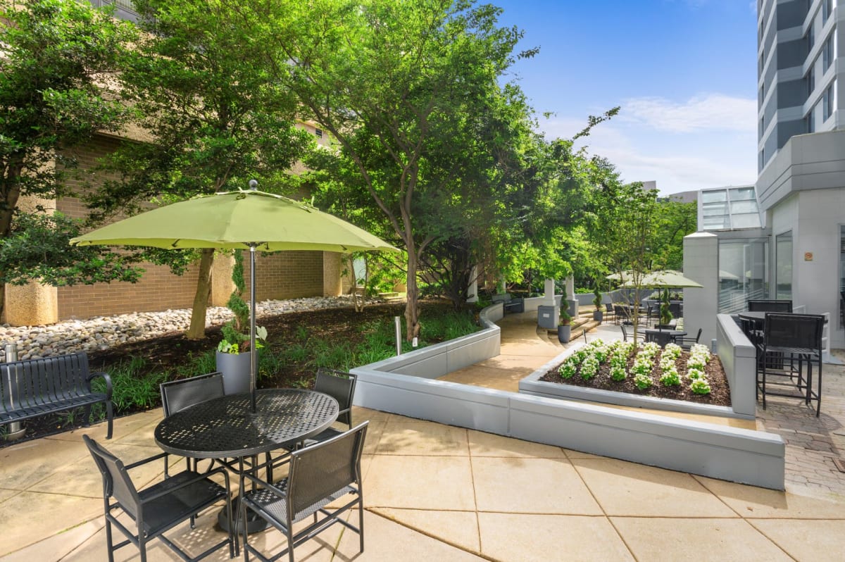 Apartments Near the Pentagon | Lenox Club | Photo Gallery
