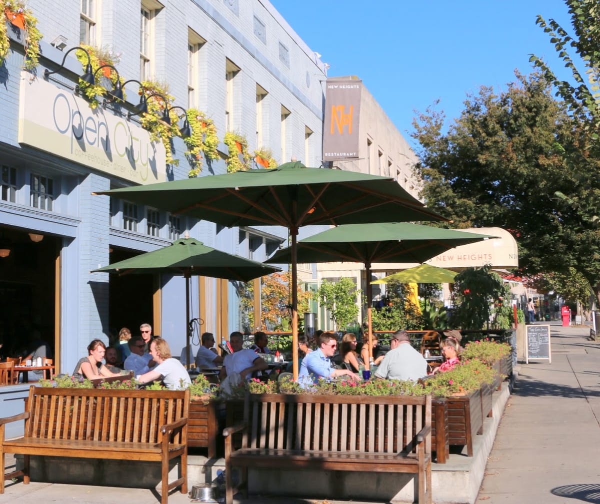 Woodley Park Apartments for Rent | Calvert House