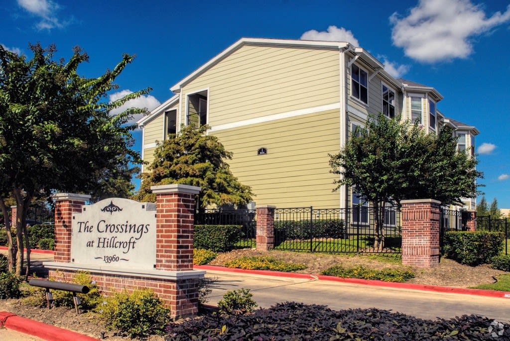 The Crossings At Hillcroft