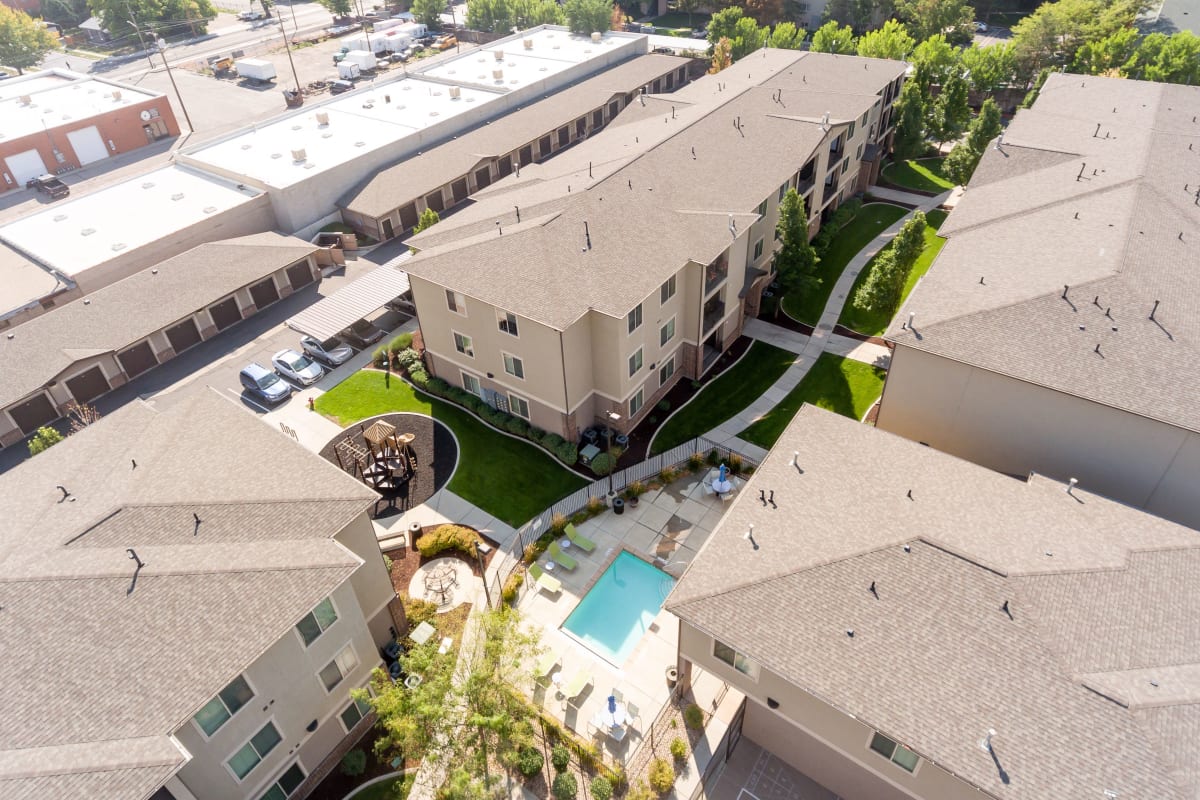 Photos Gallery | Brickstone on 33rd Apartments