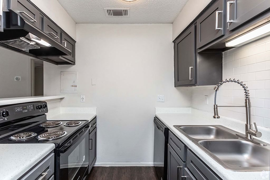 Apartments in 78232 ZIP Code Area | Sunset Canyon