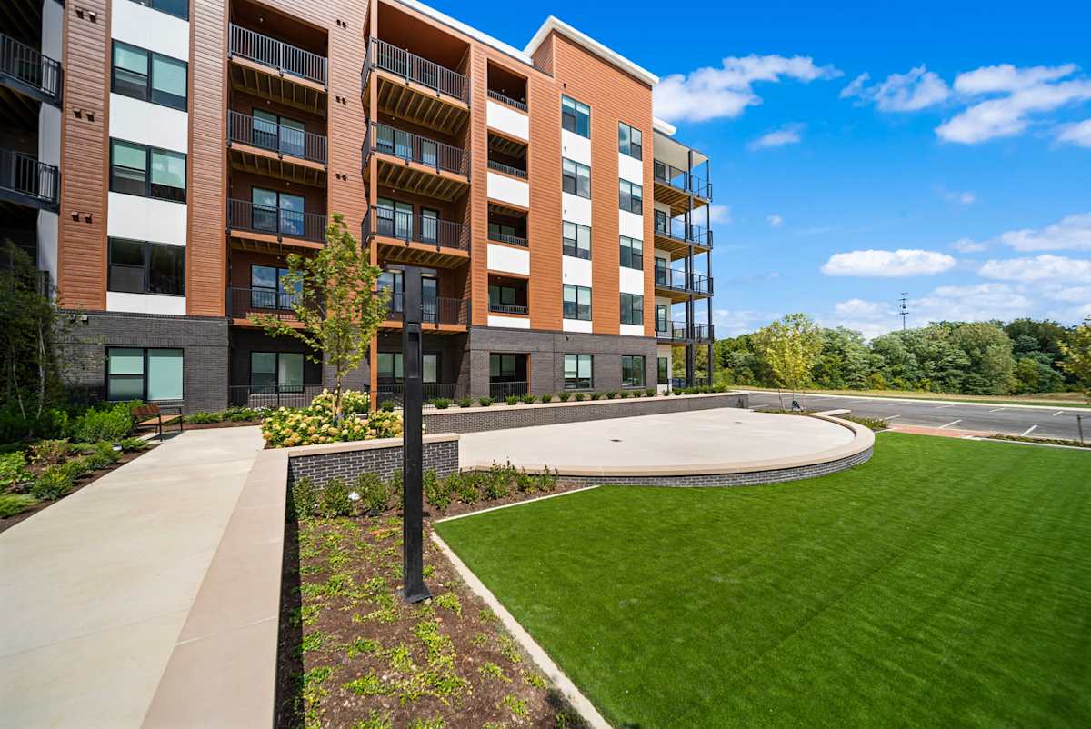 Property details for The Galaxy at Polaris from Oakwood Management