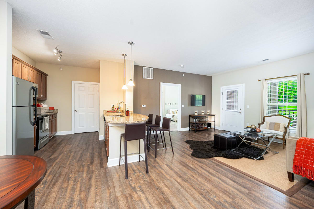 Property details for The Ravines at Westar from Oakwood Management